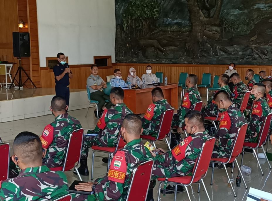 Personel Satgas Pamtas RI-PNG Yonif Mekanis 516 dan Yonif 125 Terima ...